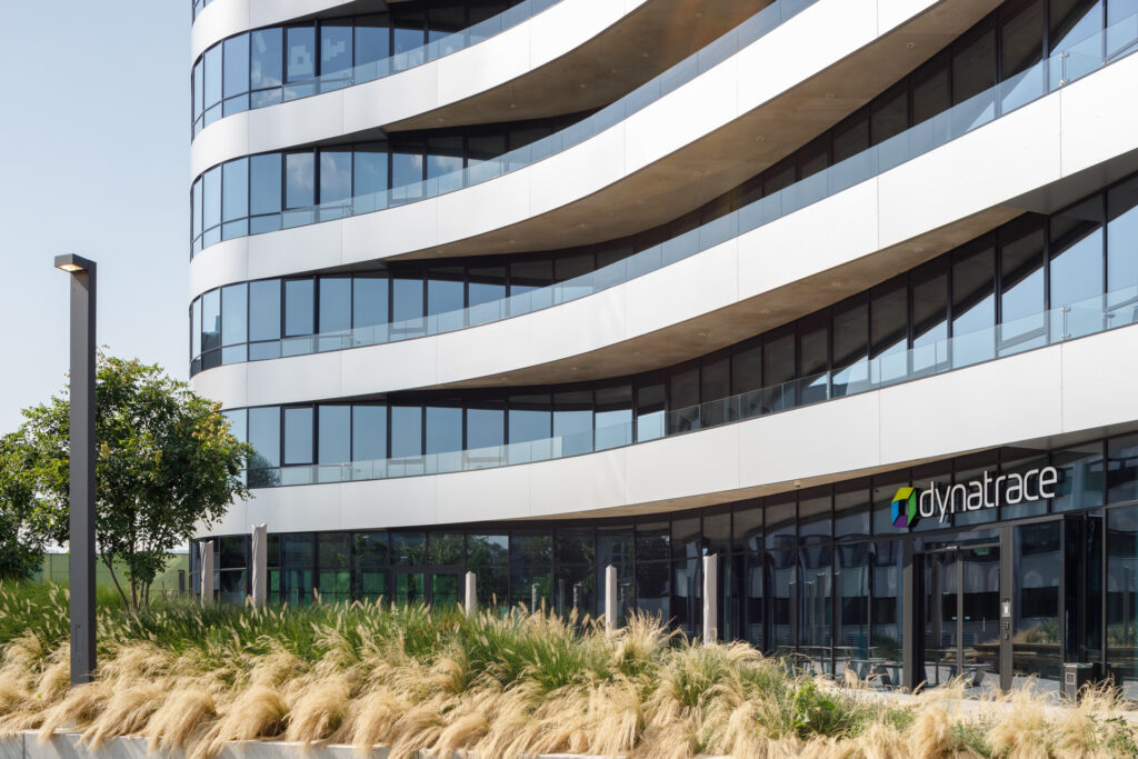 Dynatrace, Linz - GRÜNSTATTGRAU